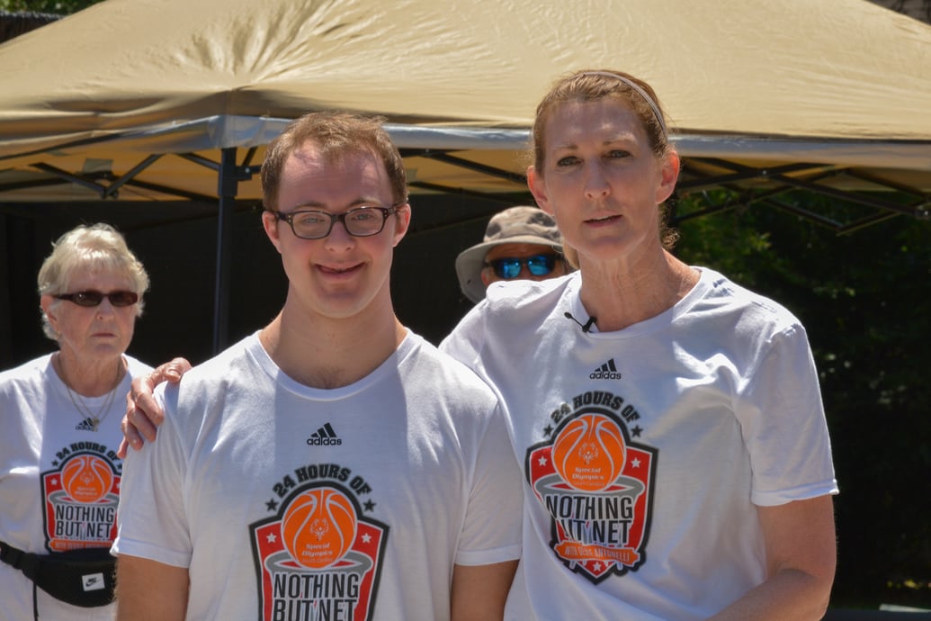 Dr. Dish Home Winner From 24 Hours of Nothing But Net w/Debbie Antonelli