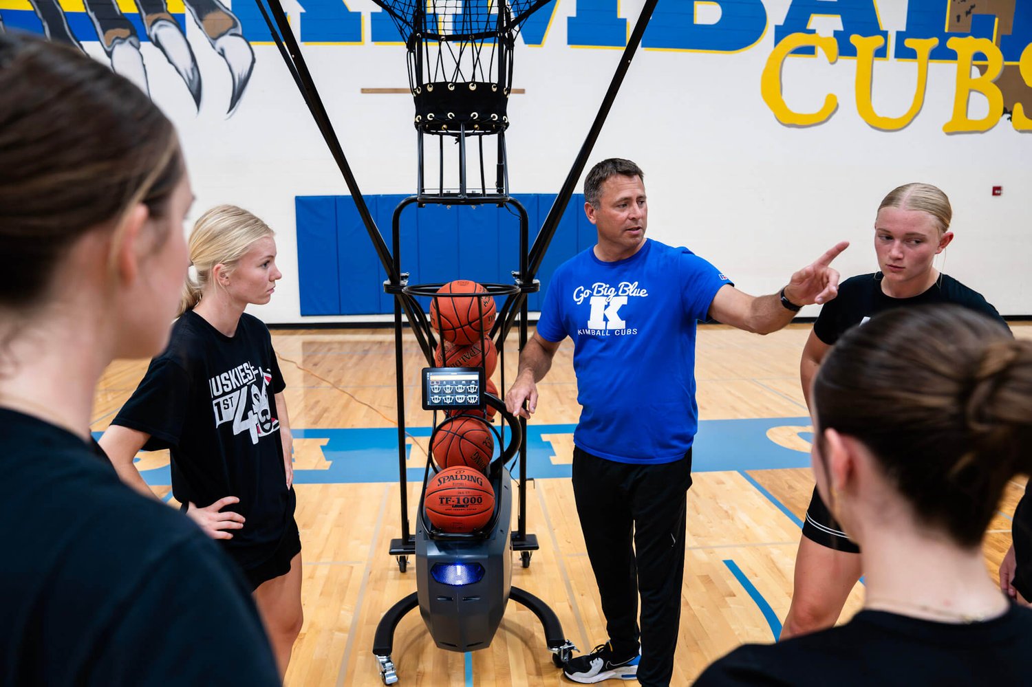 10 Essential Tips for First Year High School High School Basketball Coaches
